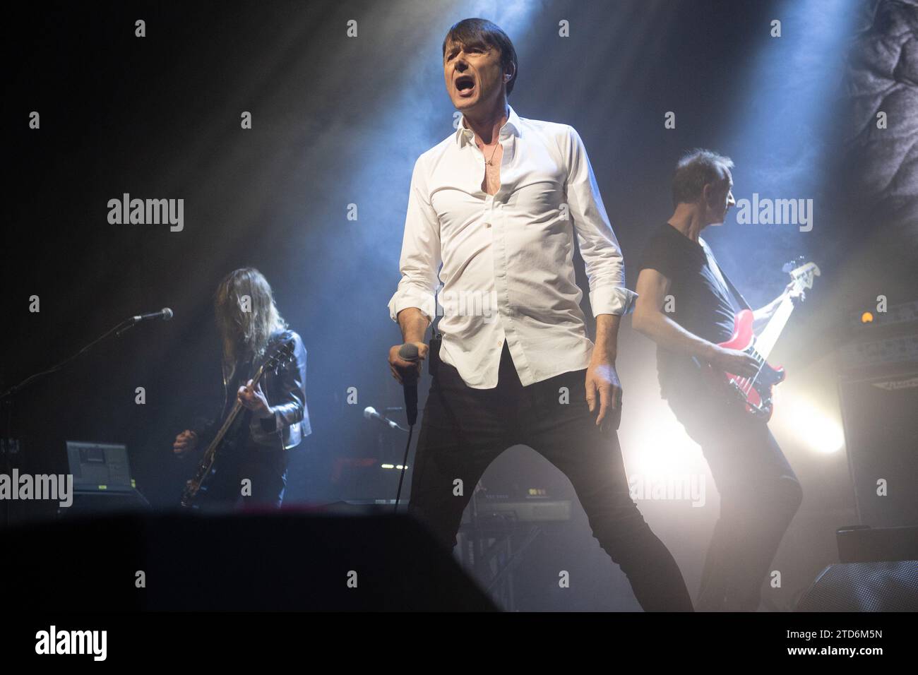 London, UK. 16 Dec 2023. Lead singer Brett Anderson of English rock ...