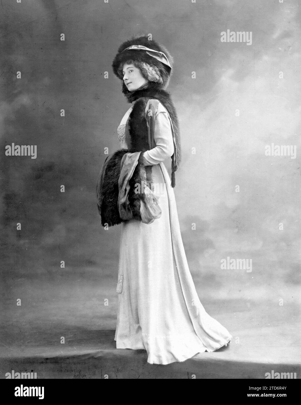 Approximate date Black and White Stock Photos & Images - Alamy