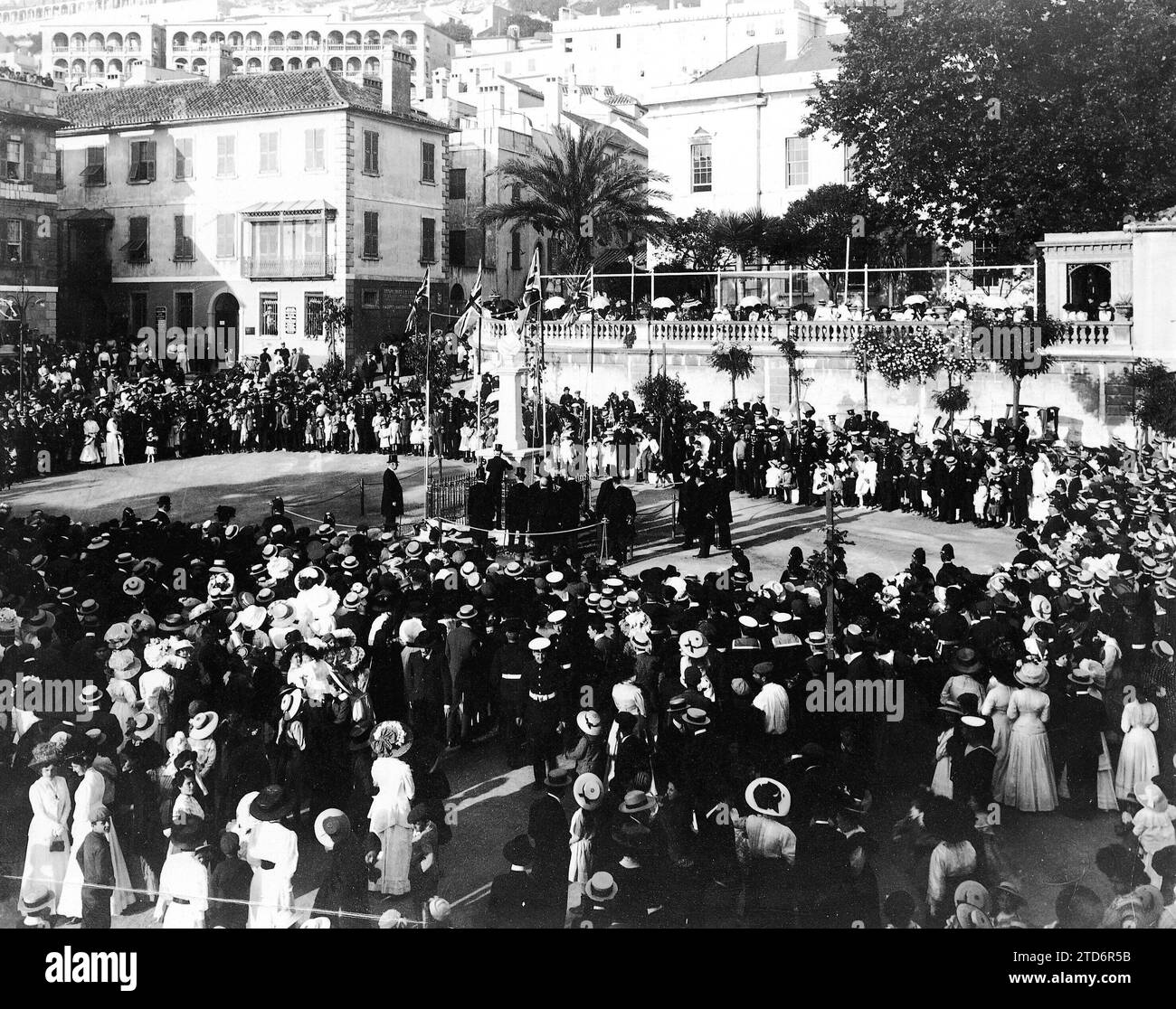 Inauguration of a monument in Gibraltar, the governor Unveiling the ...