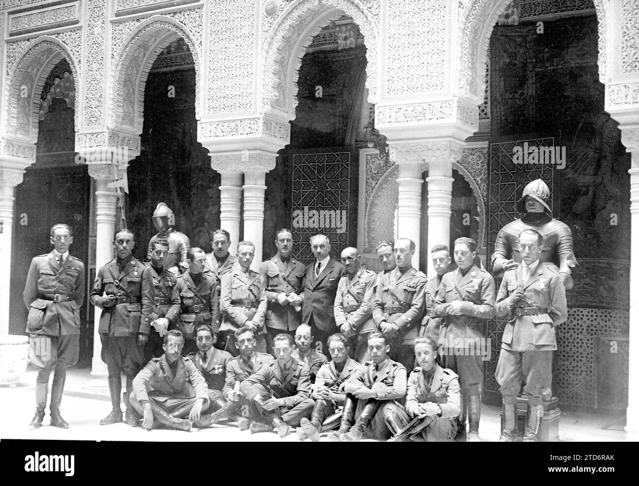 Regular officers Black and White Stock Photos & Images - Alamy