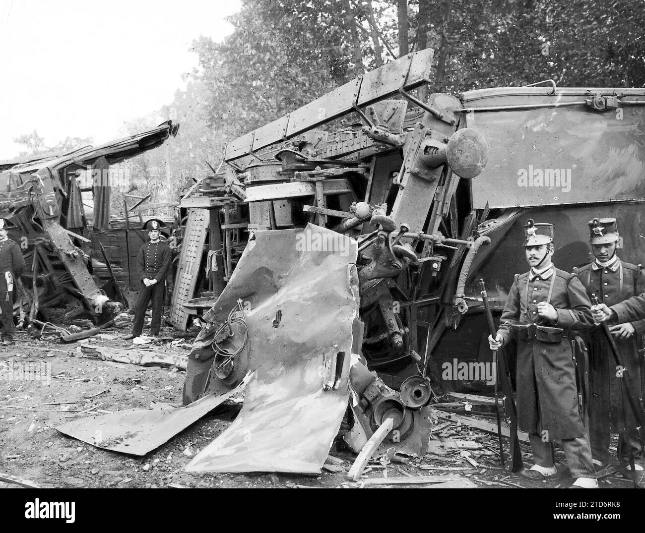 12/31/1905. Italy. The fast train from Milan to Rome derailed at ...