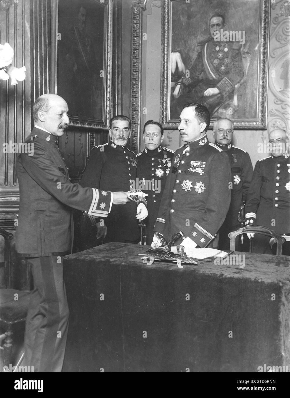06/21/1908. In the center of the army and the Navy. Yesterday's ...