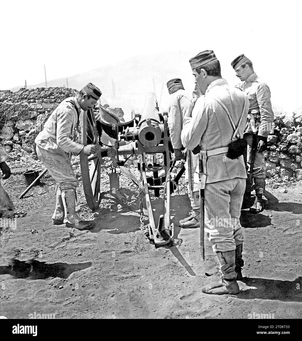 08/31/1909. An Artillery Piece Firing at the Enemy from an Improvised ...