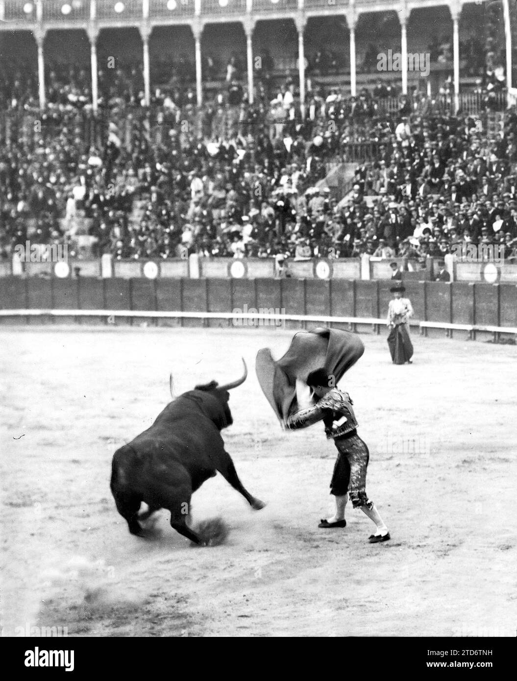 09/11/1910. The bullfight yesterday in Madrid. Rufino San Vicente ...
