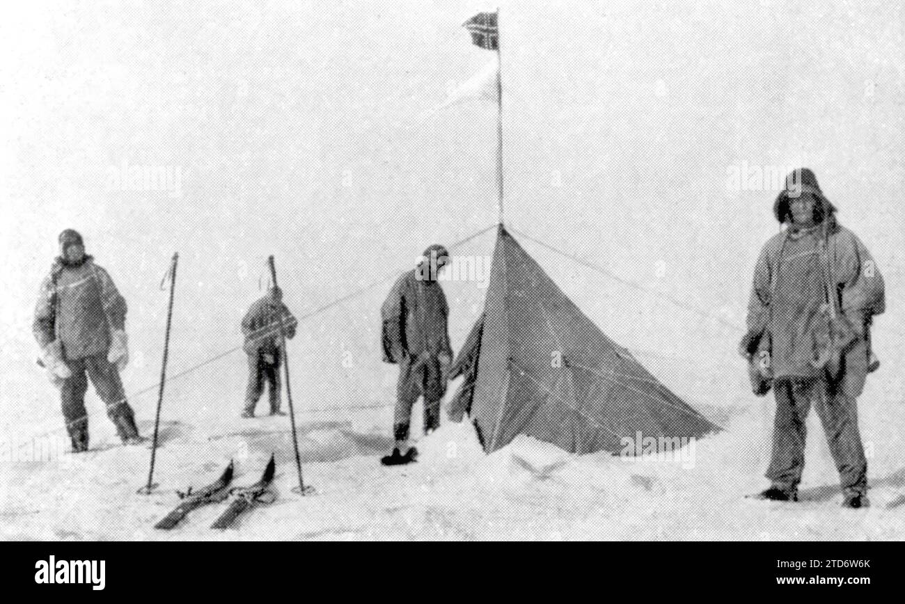1912. Arrival at the South Pole of Captain Scott. Credit: Album ...