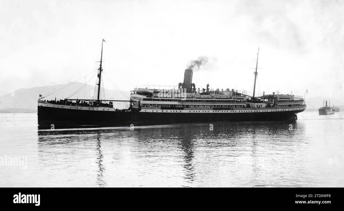 12/31/1922. Santander. The new Transatlantic "Toledo". The German ...