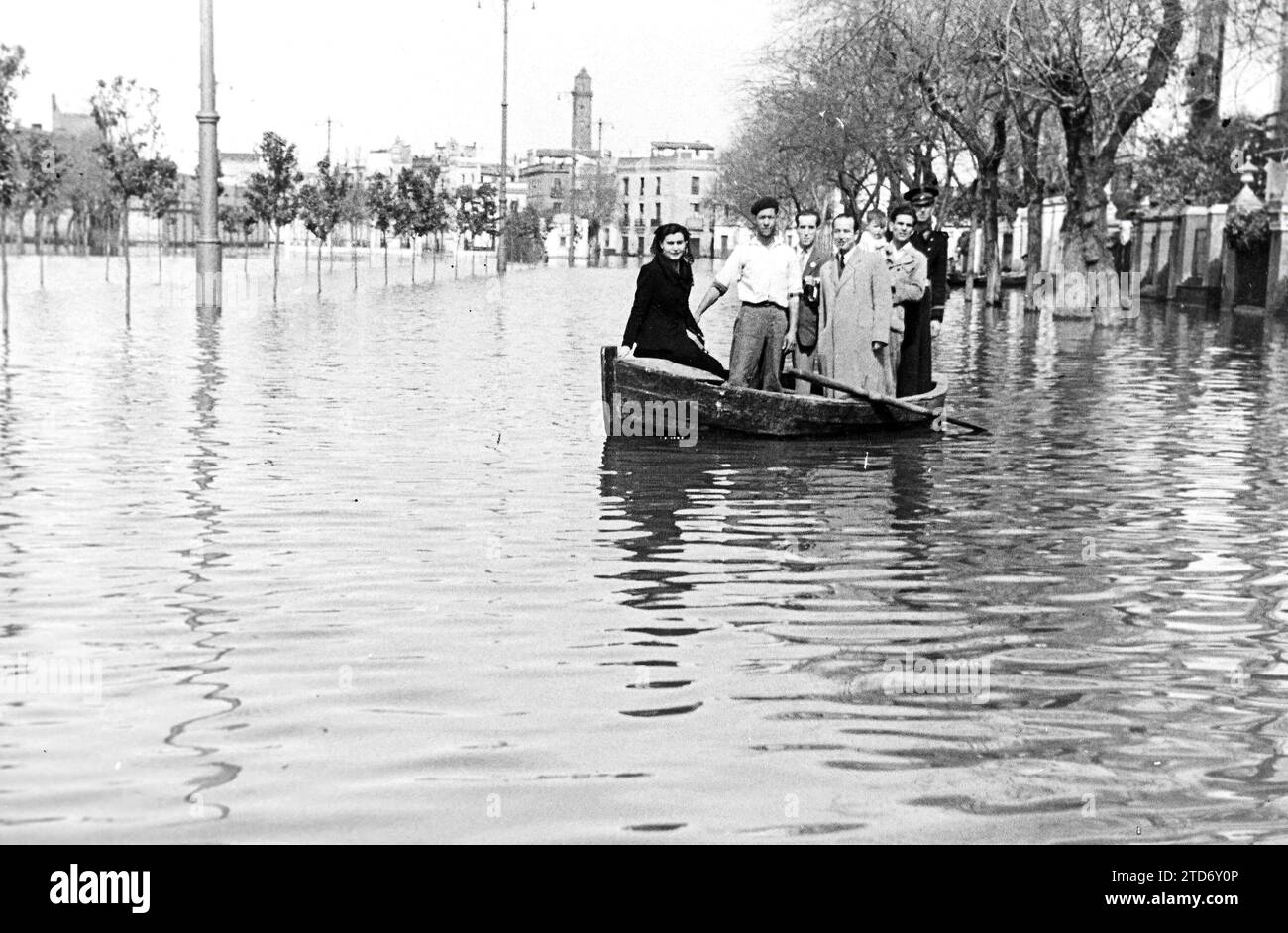 Seville, February 1947. The floods that inundated the city forced many ...