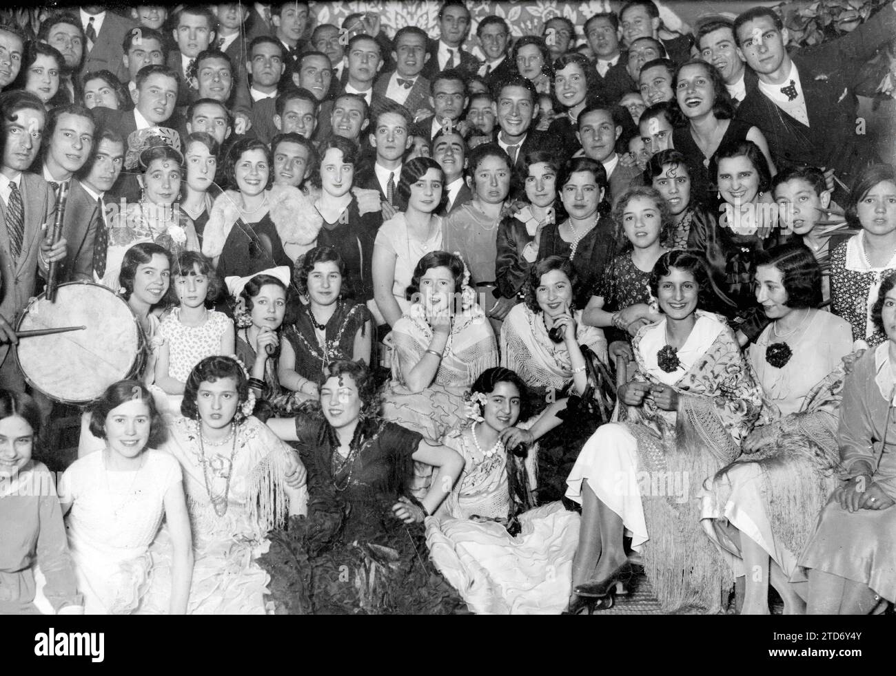 Seville, 04/19/1932. Seville April Fair. Group of young ladies who ...