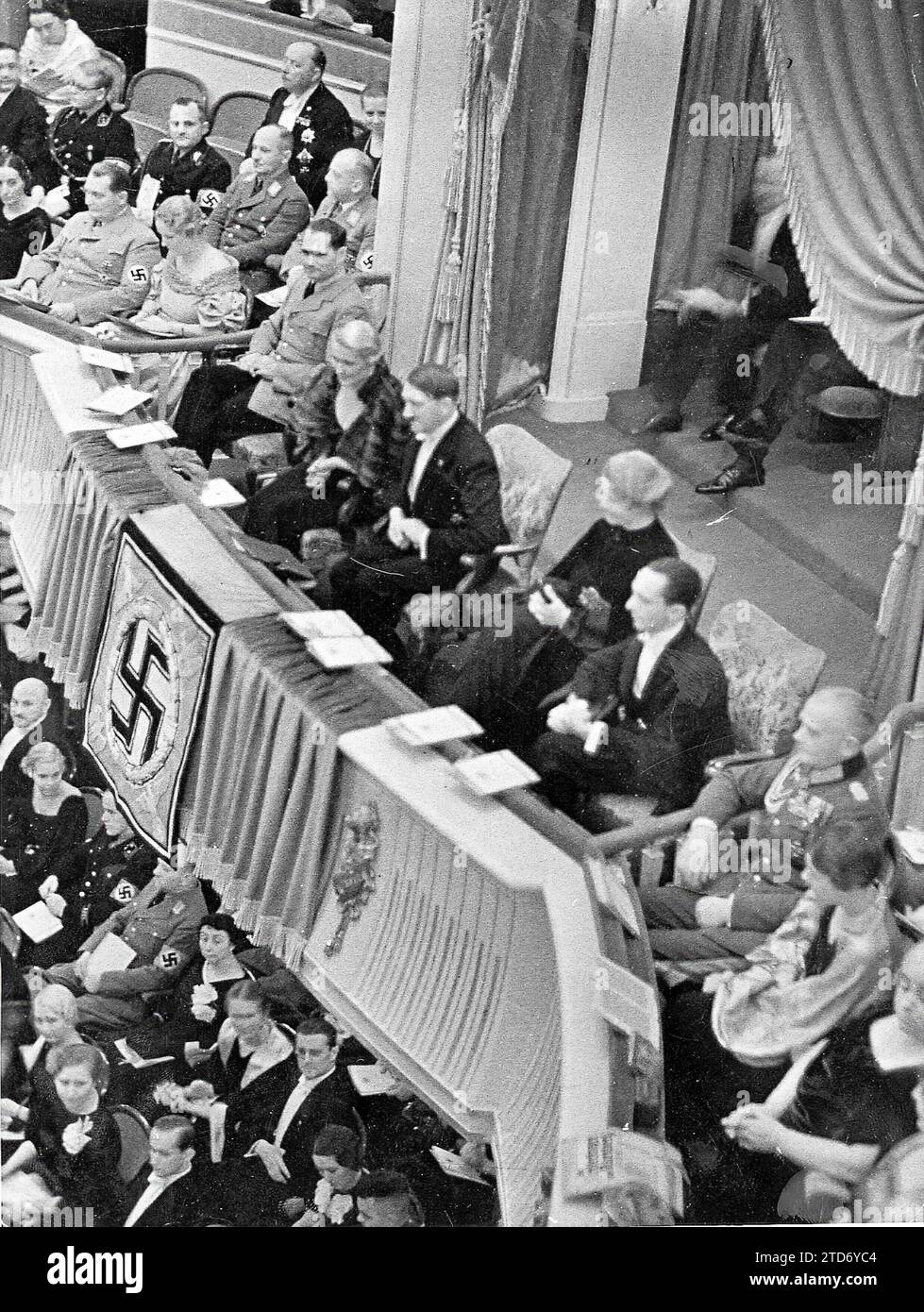 10/31/1935. In the Berlin Opera after its Renovation - a little faster ...