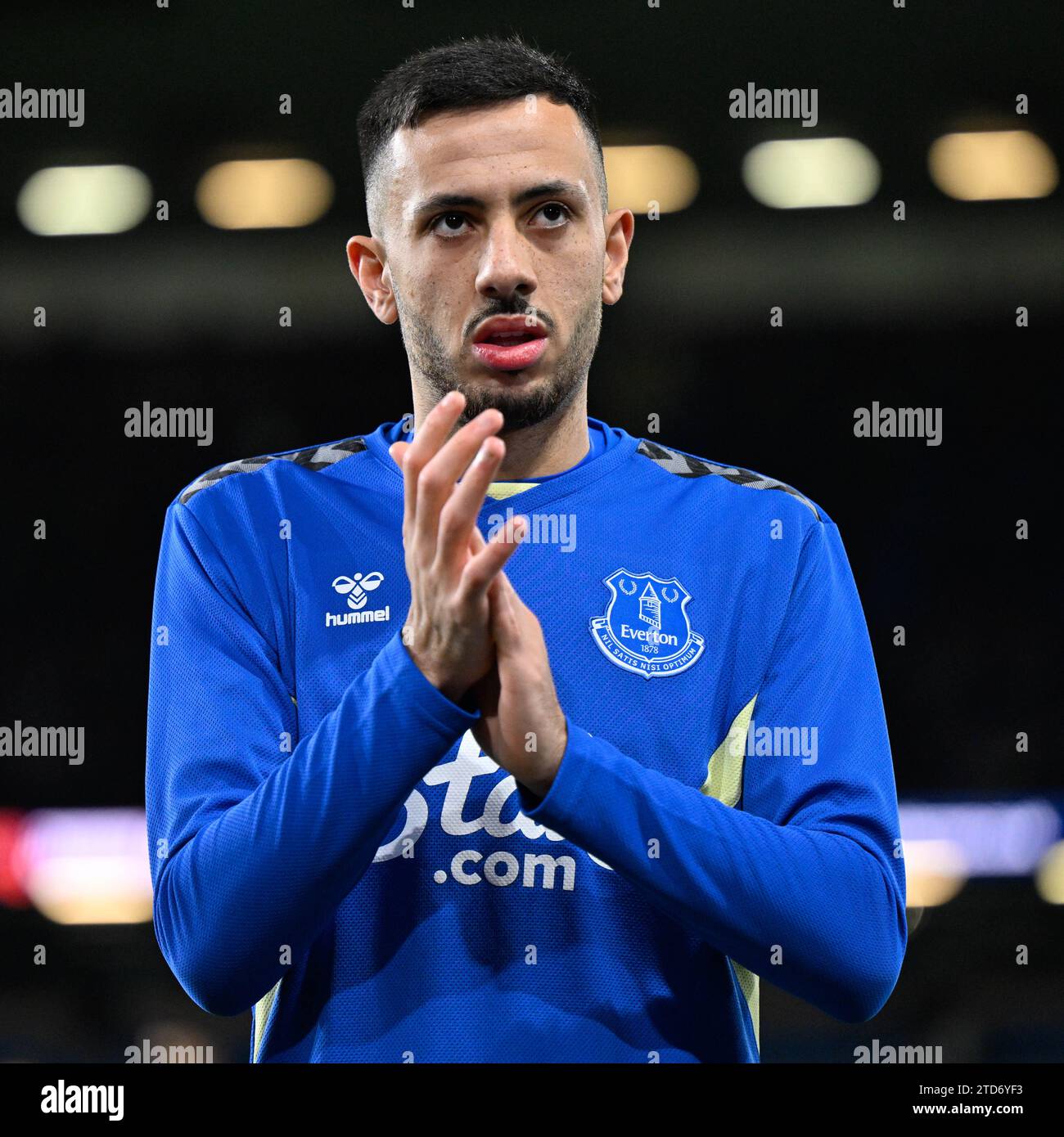 Dwight McNeil 7# of Everton Football Club claps fans as he warms up ...
