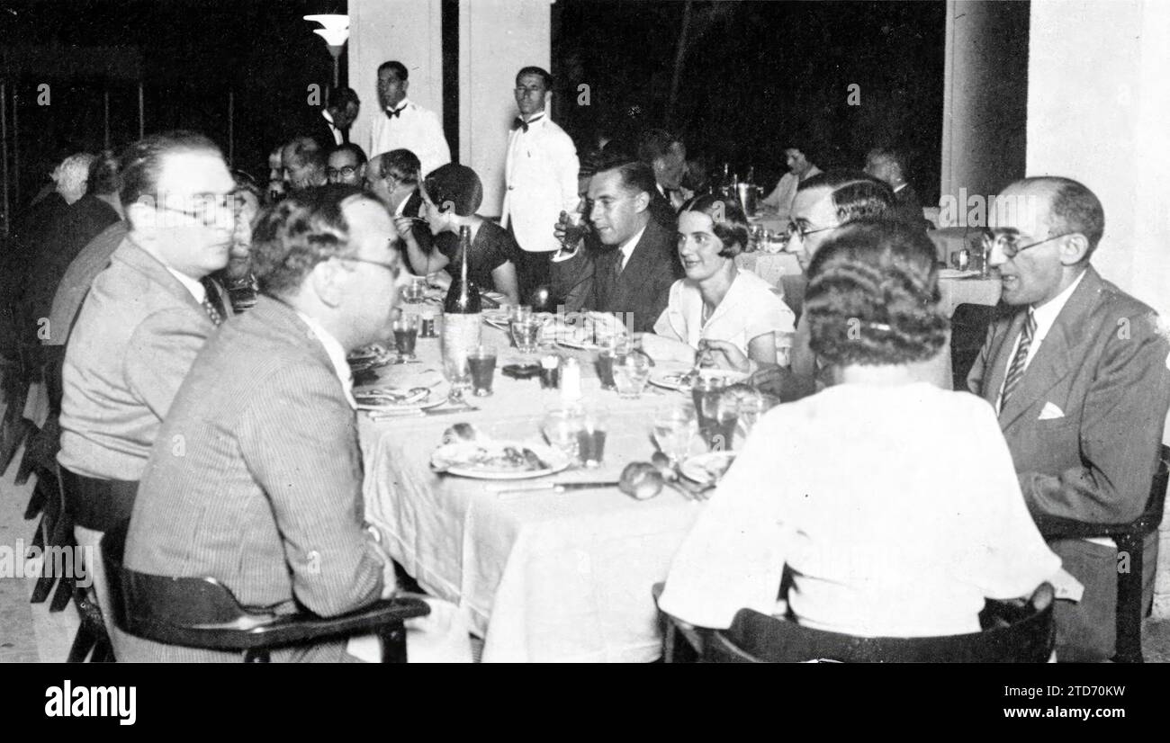 Food offered to the philosopher by the editorial staff and the ...