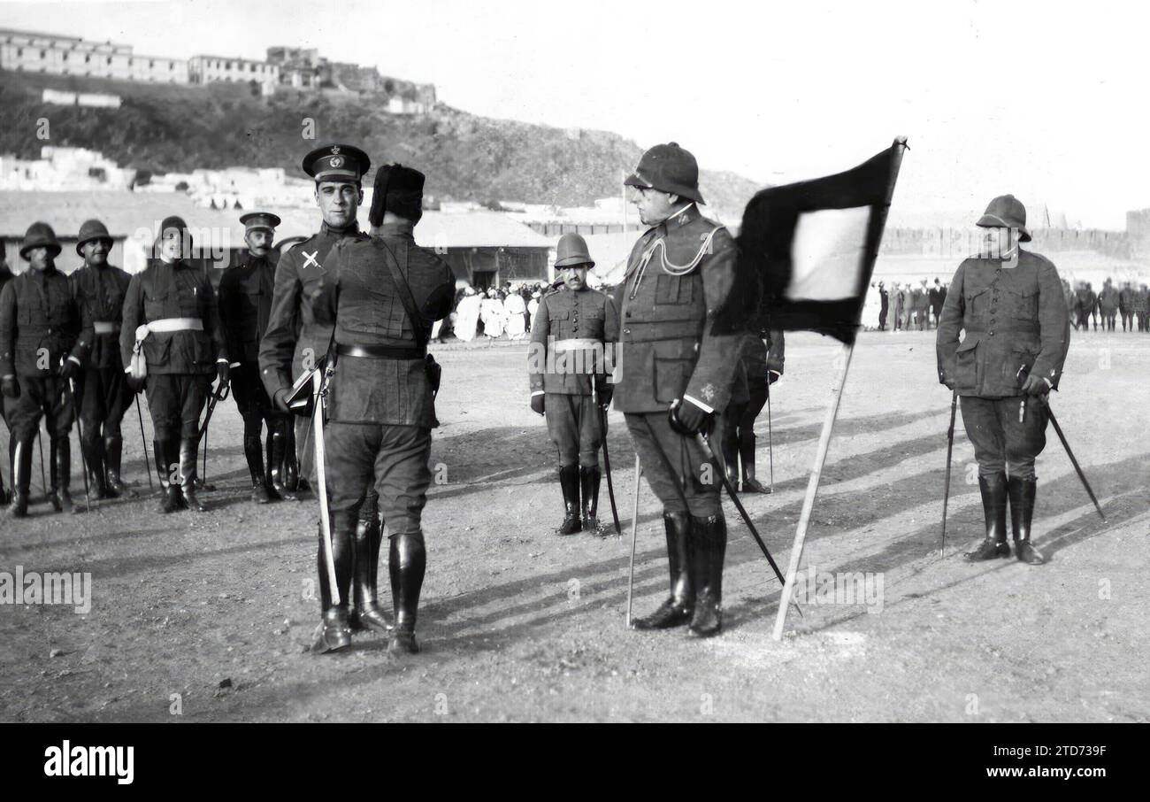 07/31/1918. A solemn ceremony in Tetouan. Imposition of the Laureate Cross of Saint Ferdinand to ...