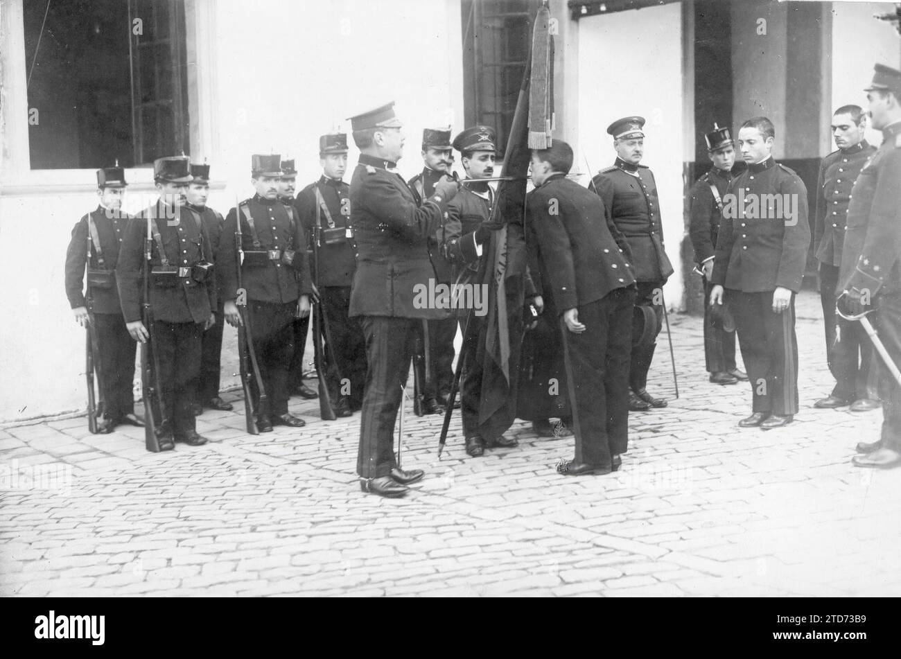 10/31/1916. Flag oath in San Sebastián. The Recruits of the training ...
