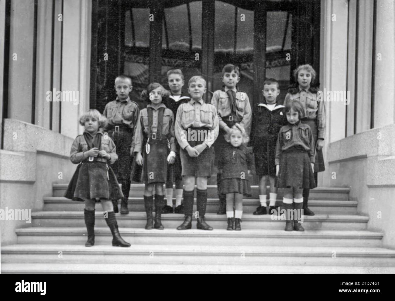 December 1917. A group of "Boy Scouts". SS.AA.RR. the children of the ...