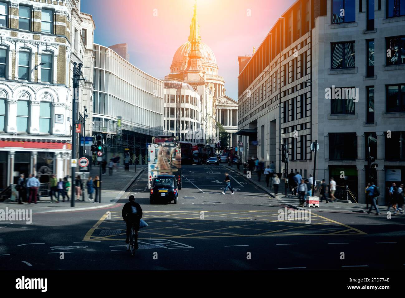 Busy Street View at London City Stock Photo - Alamy