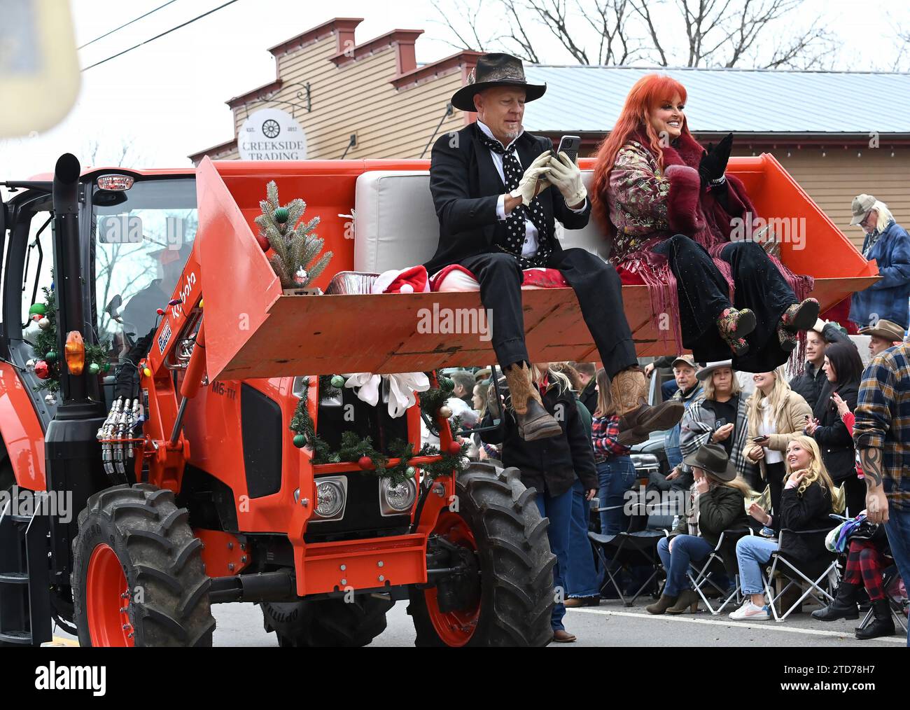 Leipers Fork, Tennessee, USA. 16th Dec, 2023. Grand marshals, Wynonna ...