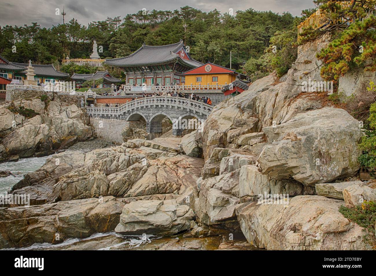 Haddong yonggung sa hi-res stock photography and images - Alamy