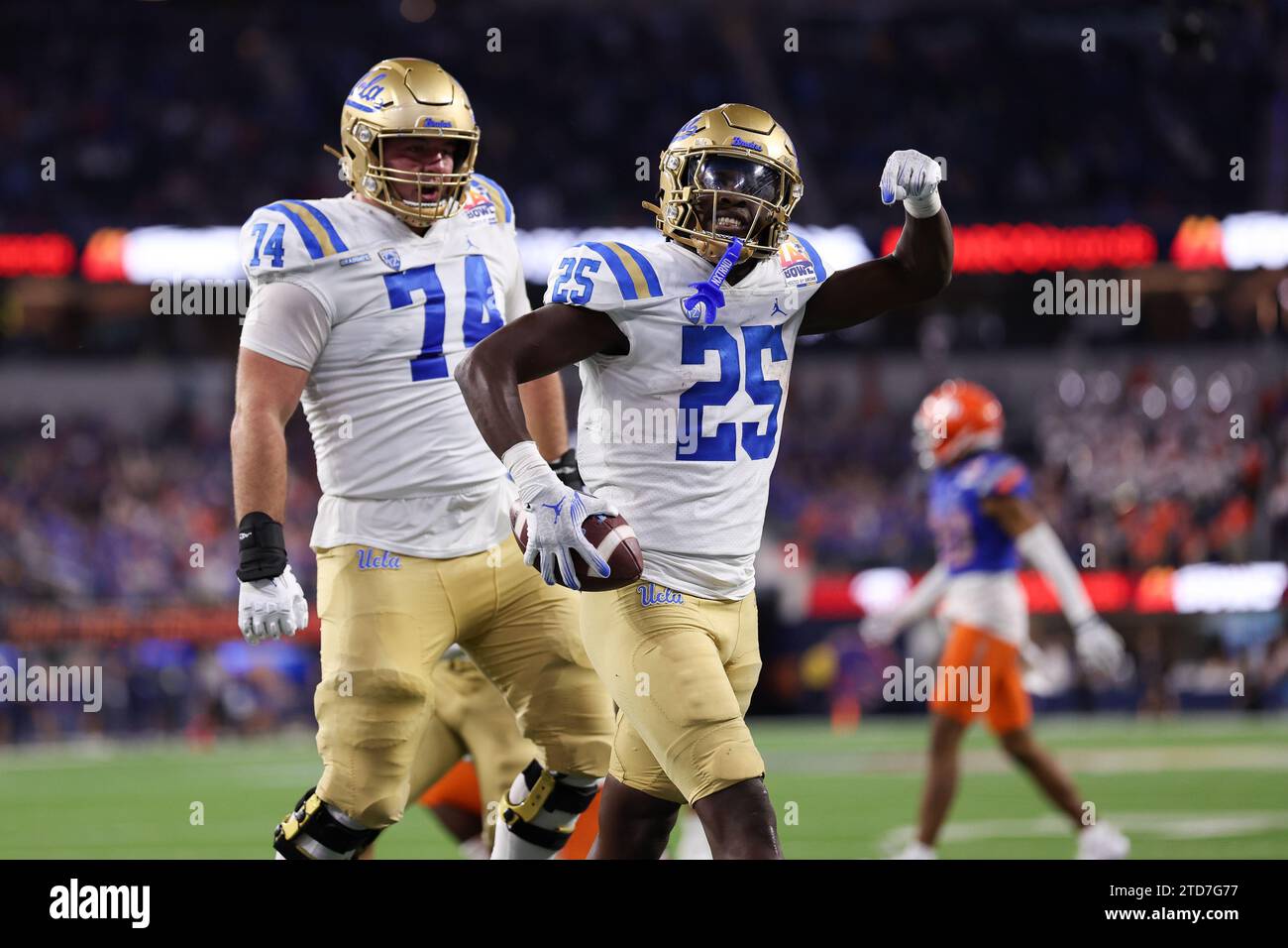 December 16, 2023, Los Angeles, California, USA: UCLA wide receiver ...