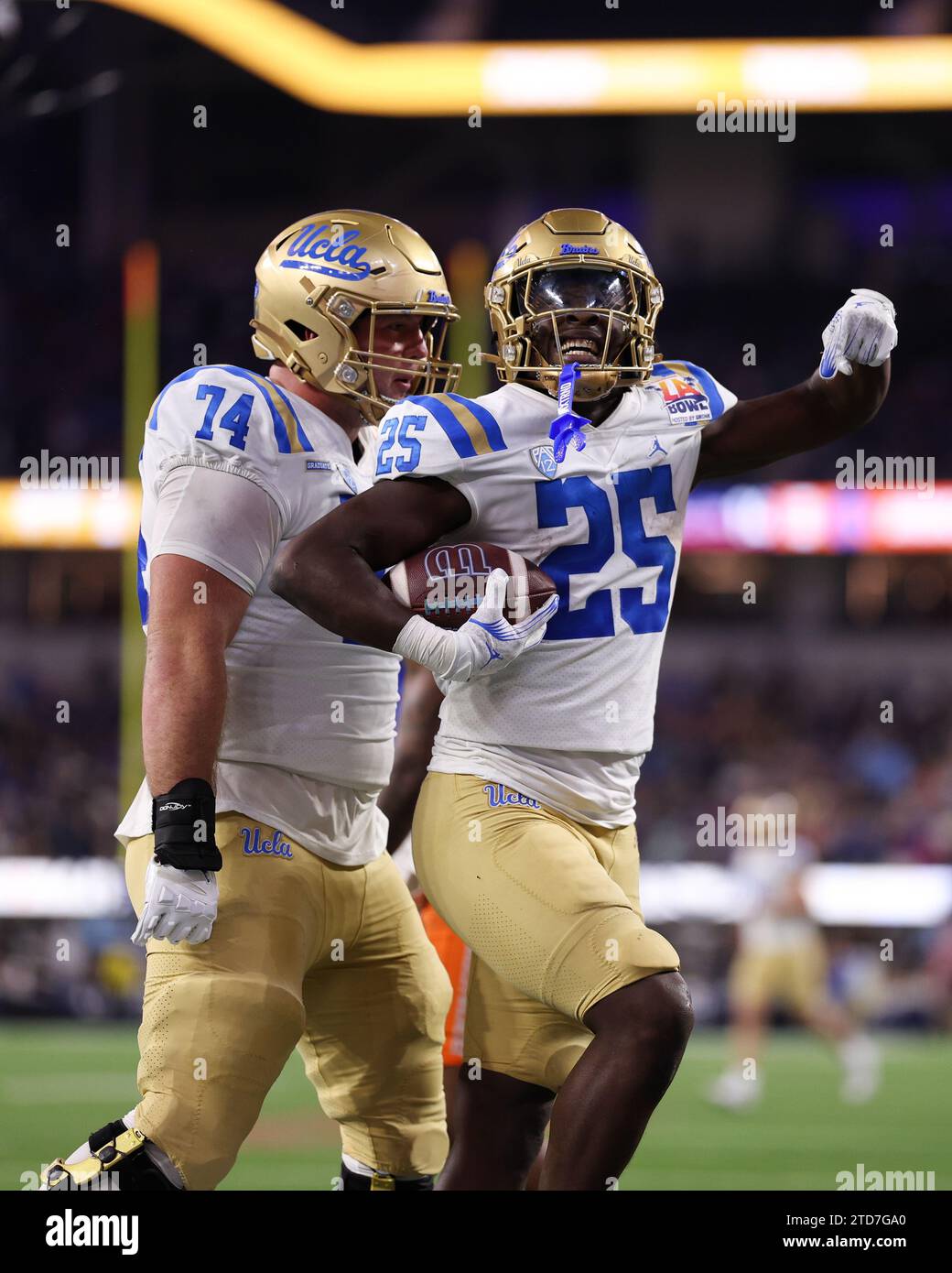 December 16, 2023, Los Angeles, California, USA: UCLA wide receiver ...