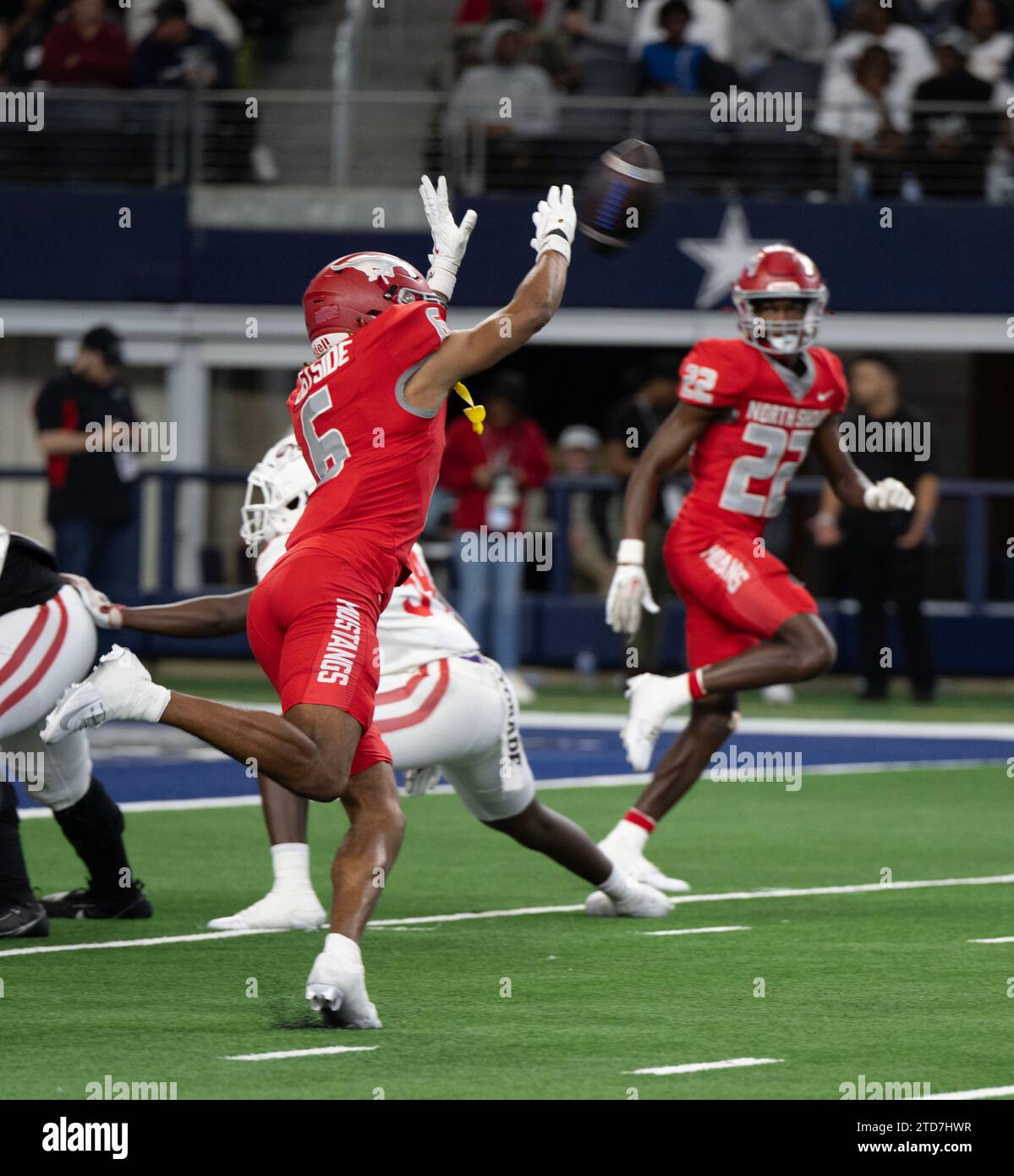 December 16, 2023, Arlington, Texas, U.S: North Shore player #6 CB ...