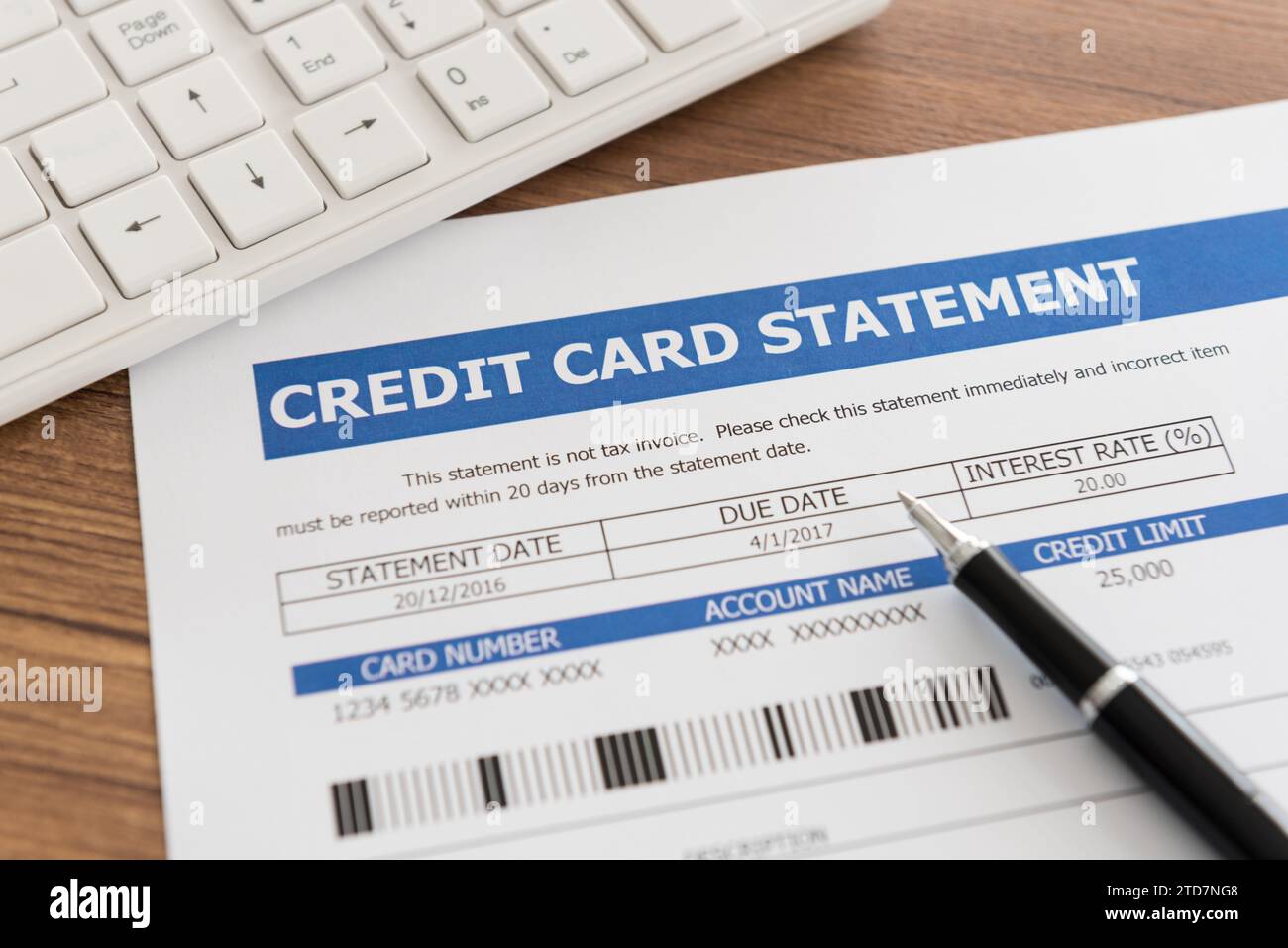 Credit card invoice hi-res stock photography and images - Alamy