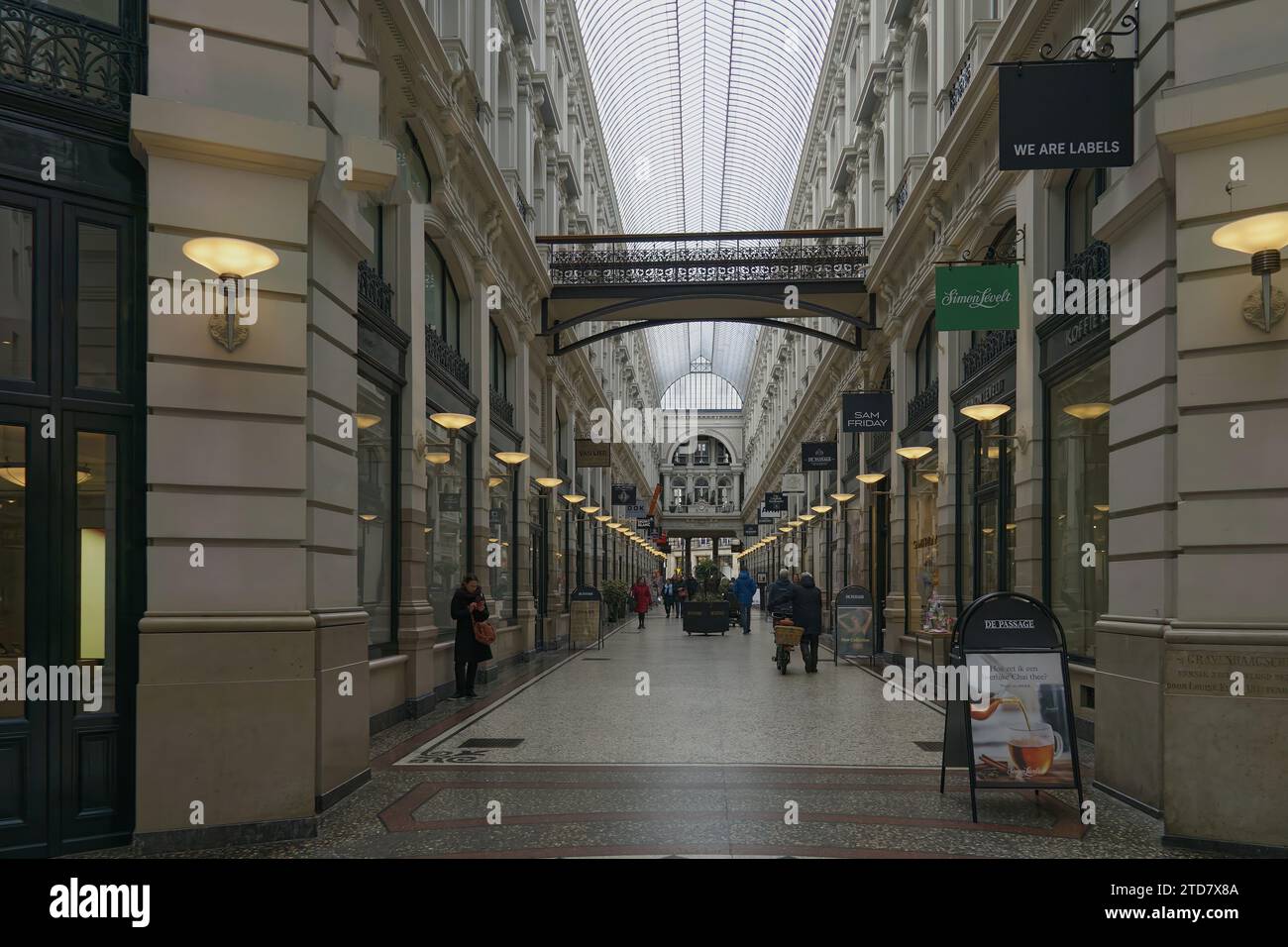 Arquitectura e industria hi-res stock photography and images - Alamy