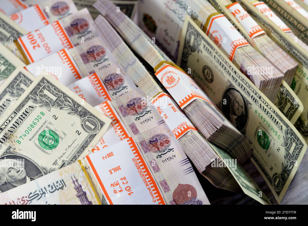 One thousand pound note hi-res stock photography and images - Alamy