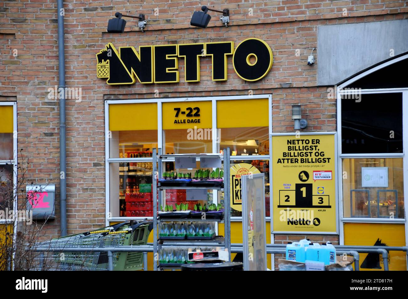Grocery chain netto hi-res stock photography and images - Alamy