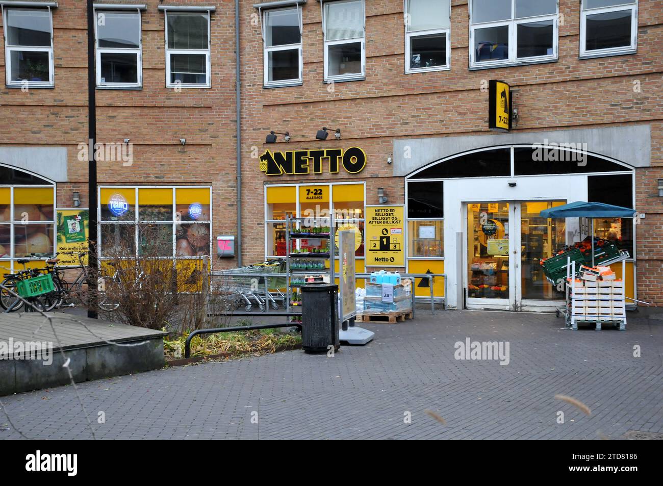 Grocery chain netto hi-res stock photography and images - Alamy