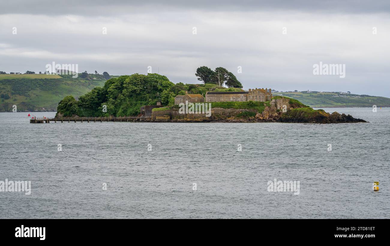 Firestone Bay and Drake's Island in Plymouth, Devon, England, UK Stock ...