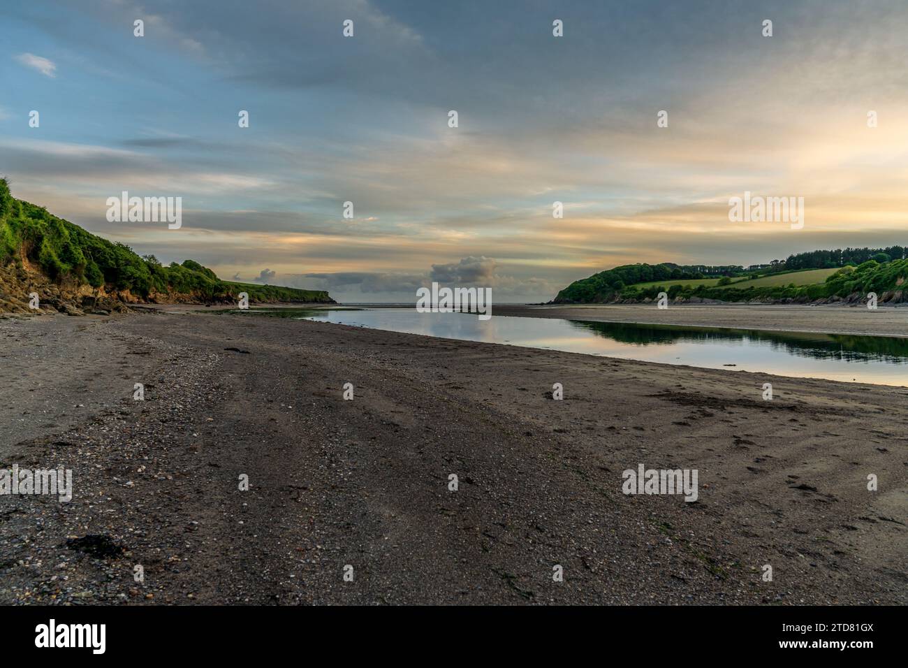 Wonwell Beach and low tide on the River Erme near Mothecombe, Devon ...