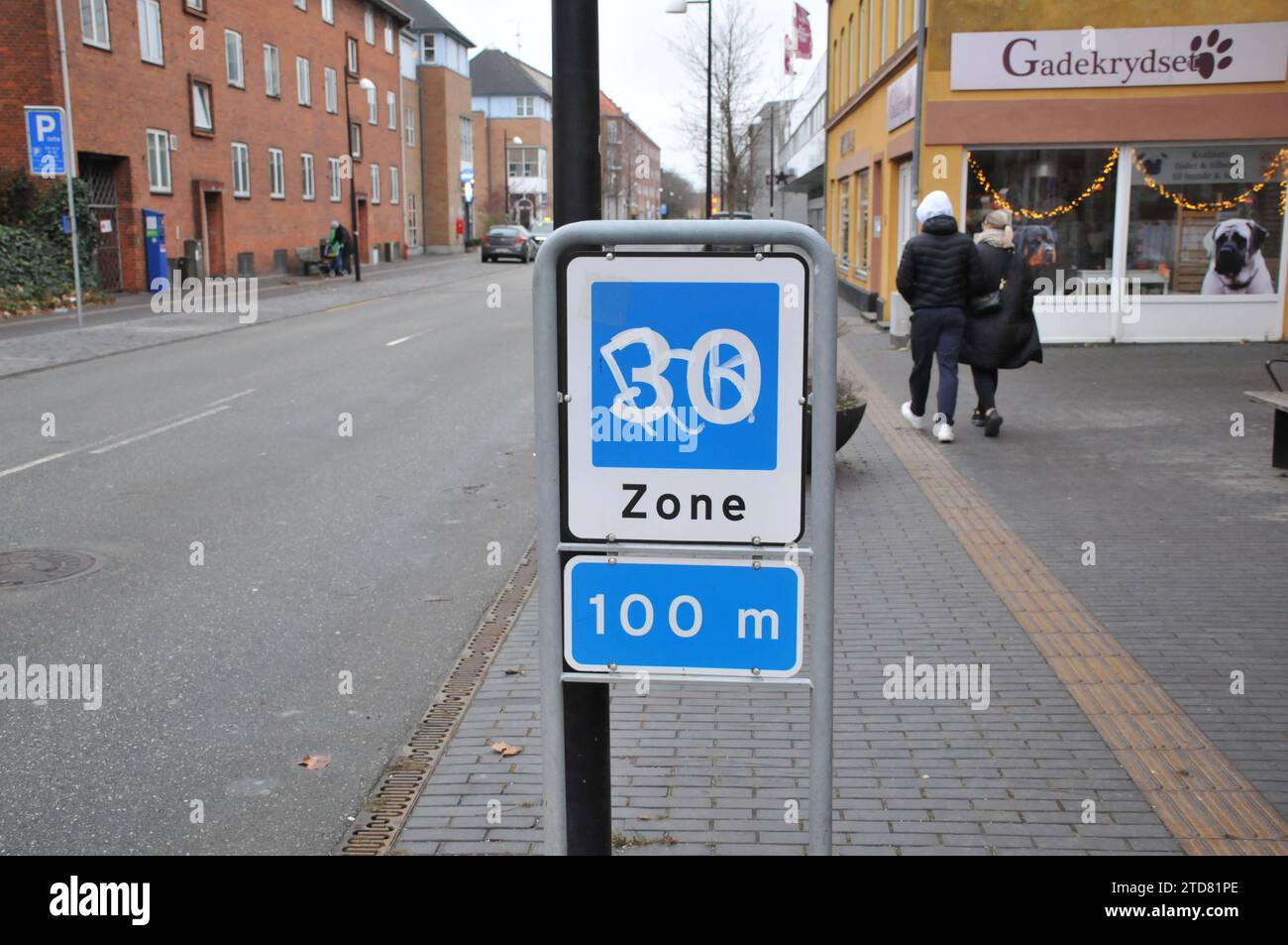 30km zone hi-res stock photography and images - Alamy