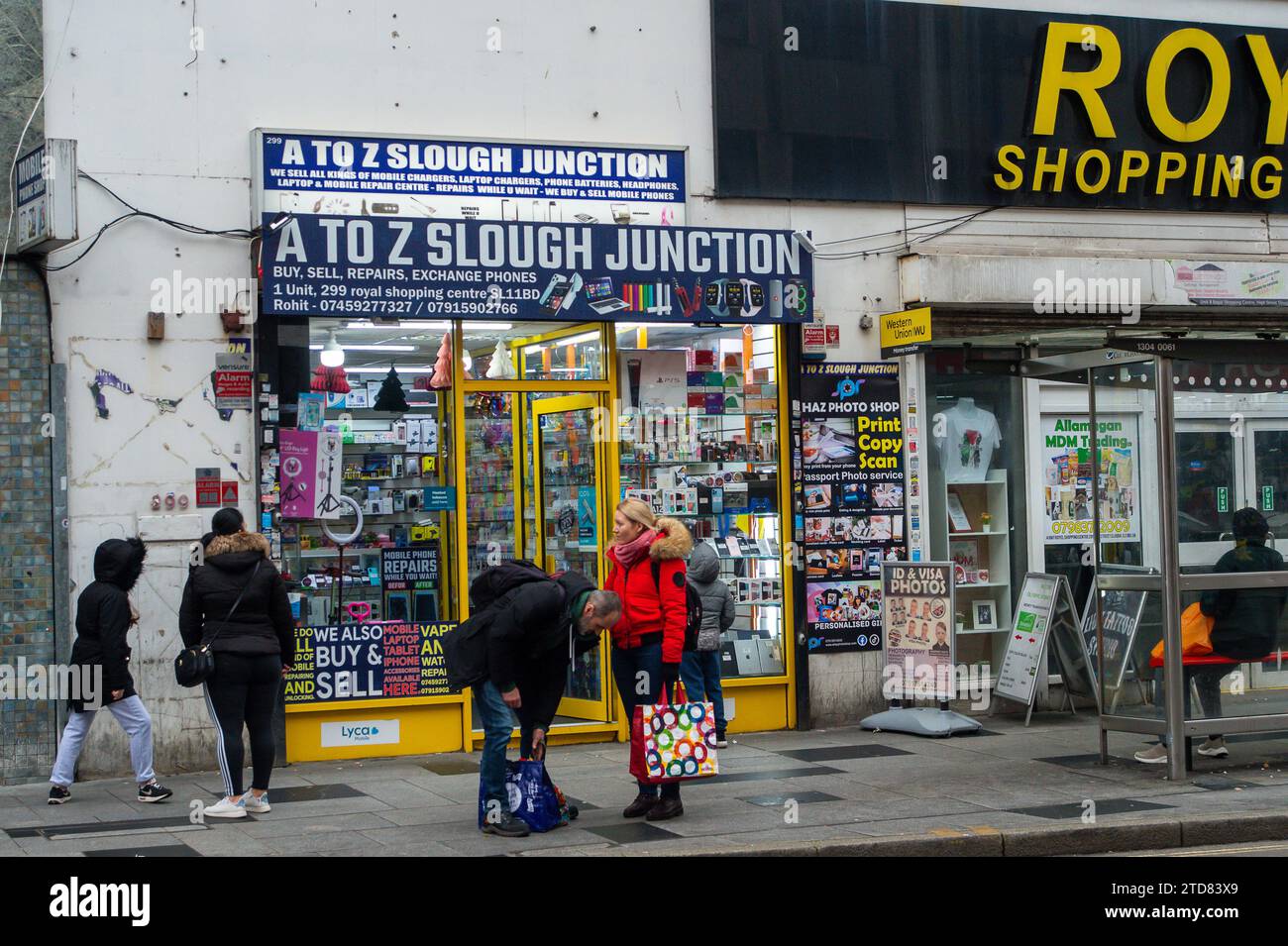 Slough, Berkshire, UK. 16th December, 2023. People were out doing their ...