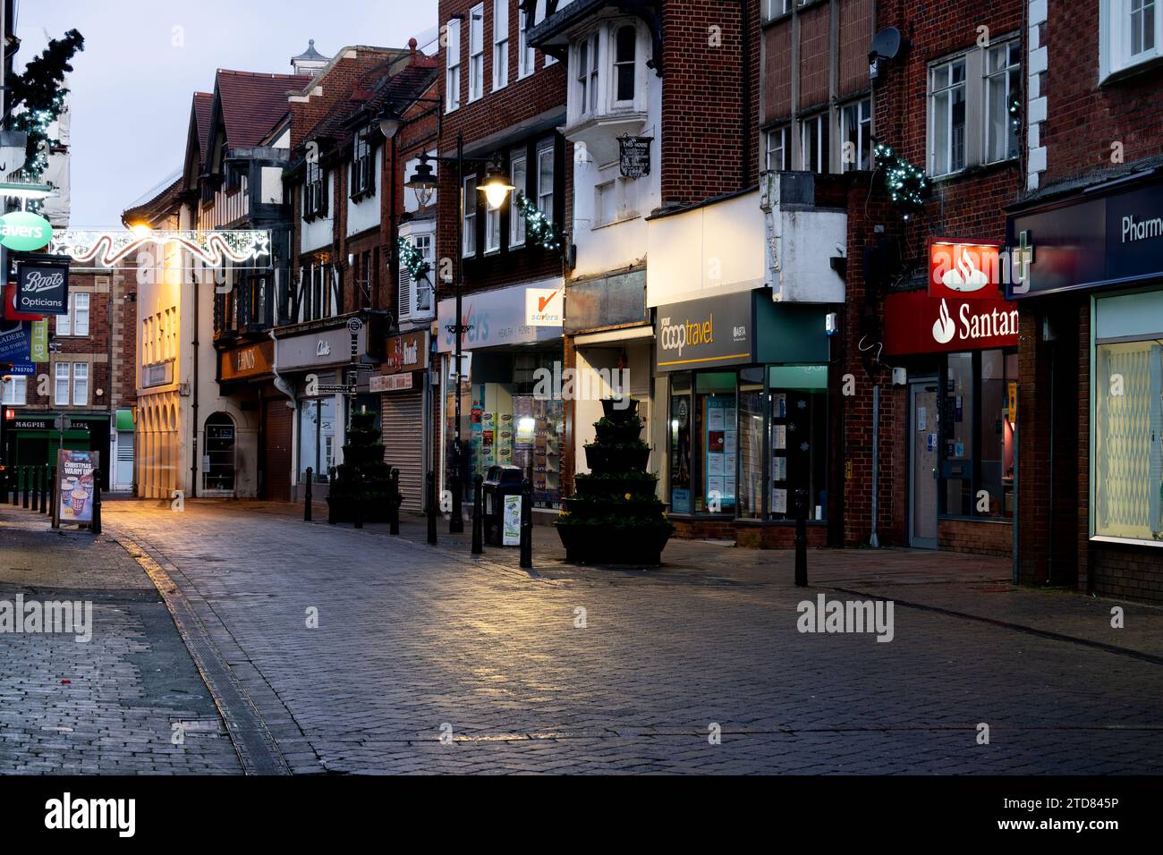 Evesham town centre hi-res stock photography and images - Alamy