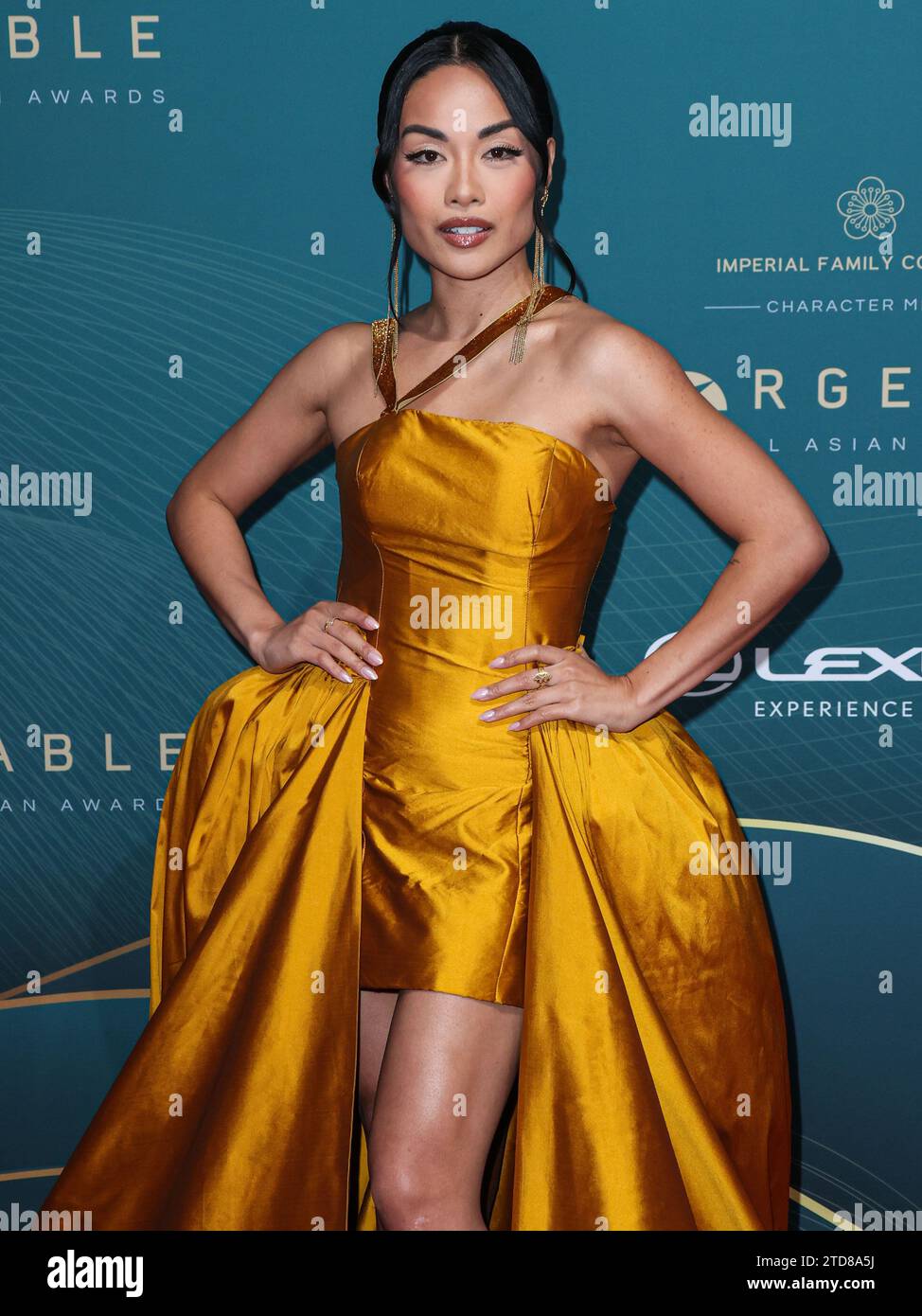 BEVERLY HILLS, LOS ANGELES, CALIFORNIA, USA - DECEMBER 16: Filipino ...