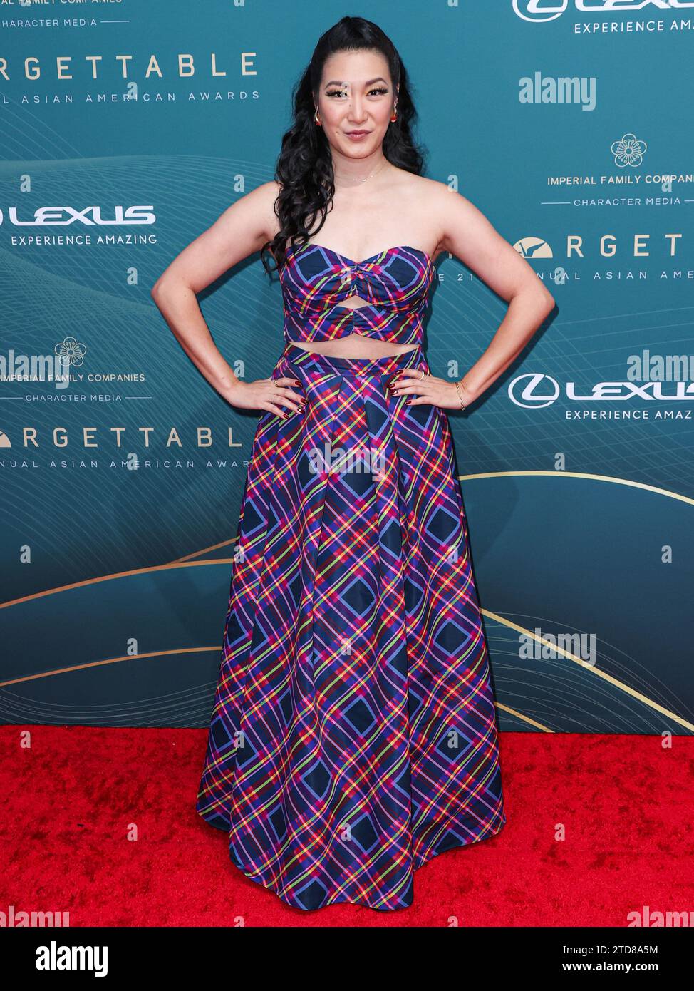 BEVERLY HILLS, LOS ANGELES, CALIFORNIA, USA - DECEMBER 16: Chinese-American actress Kara Wang ...