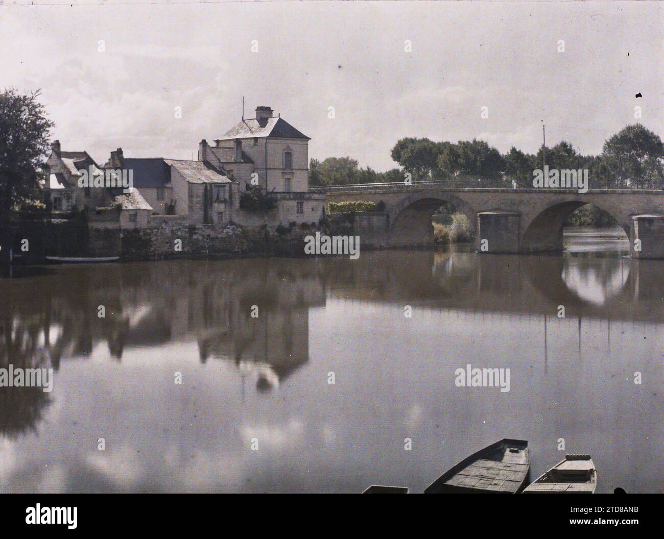 Alienor hi-res stock photography and images - Alamy