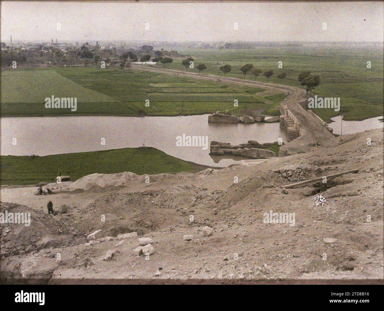 Towards assiut hi-res stock photography and images - Alamy