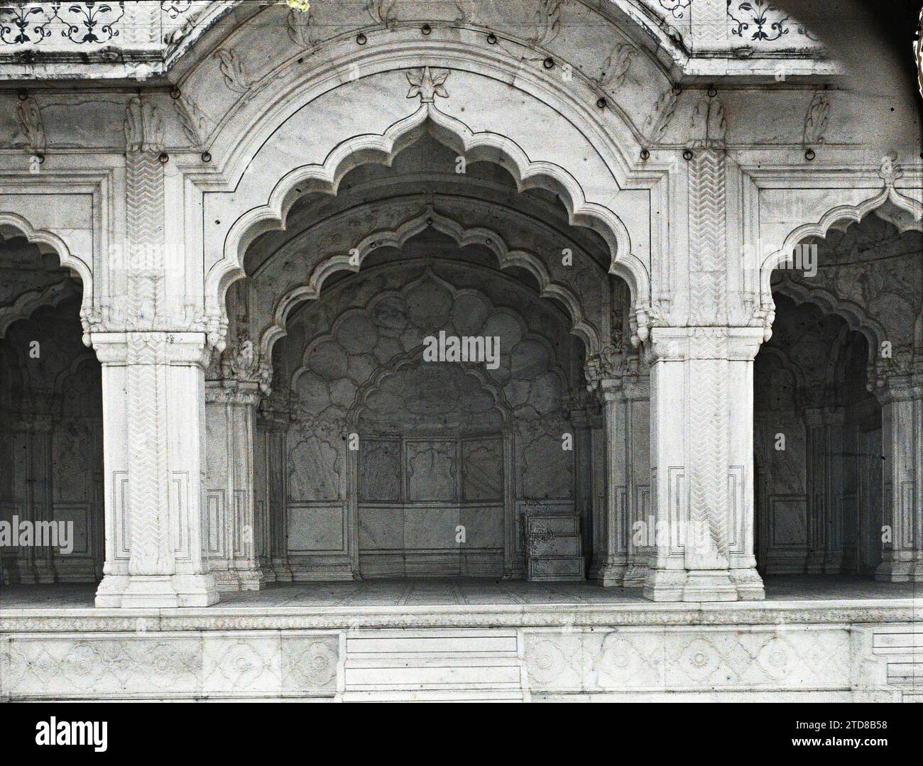 Interior of womens mosque hi-res stock photography and images - Alamy