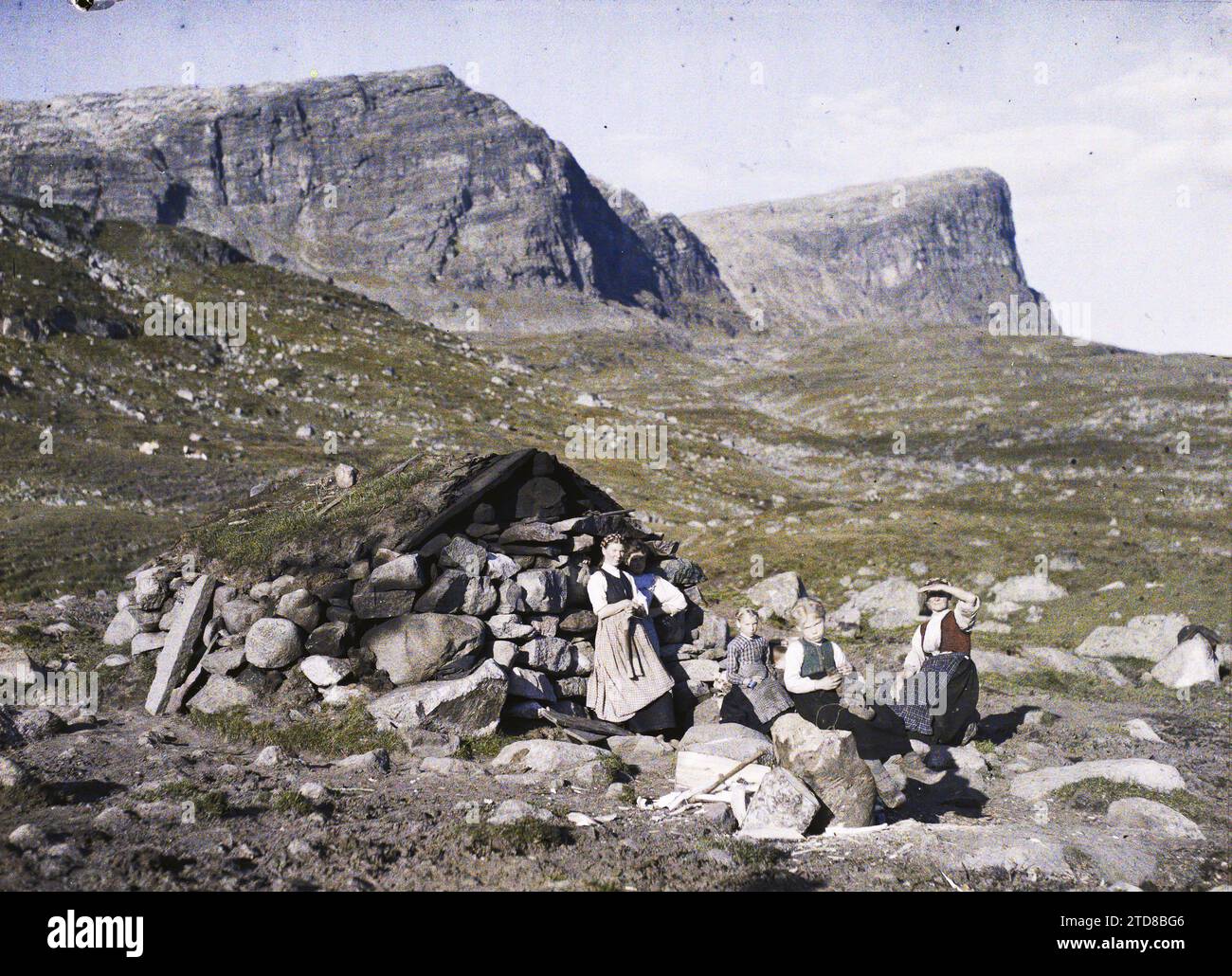 Norway stone shelter hi-res stock photography and images - Alamy