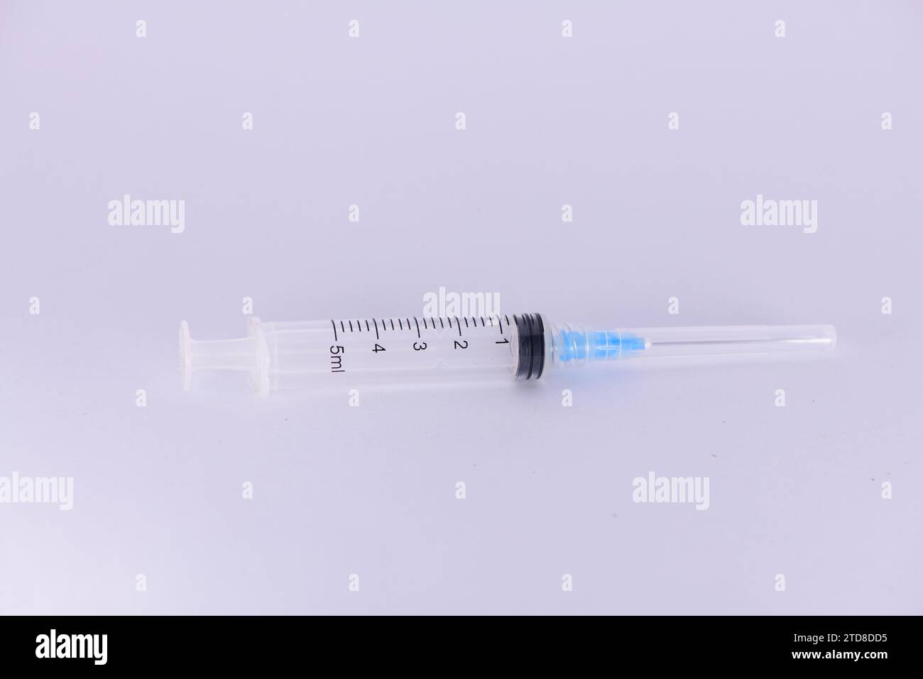Syringe plastic empty 5ml with needle - product photography Stock Photo ...