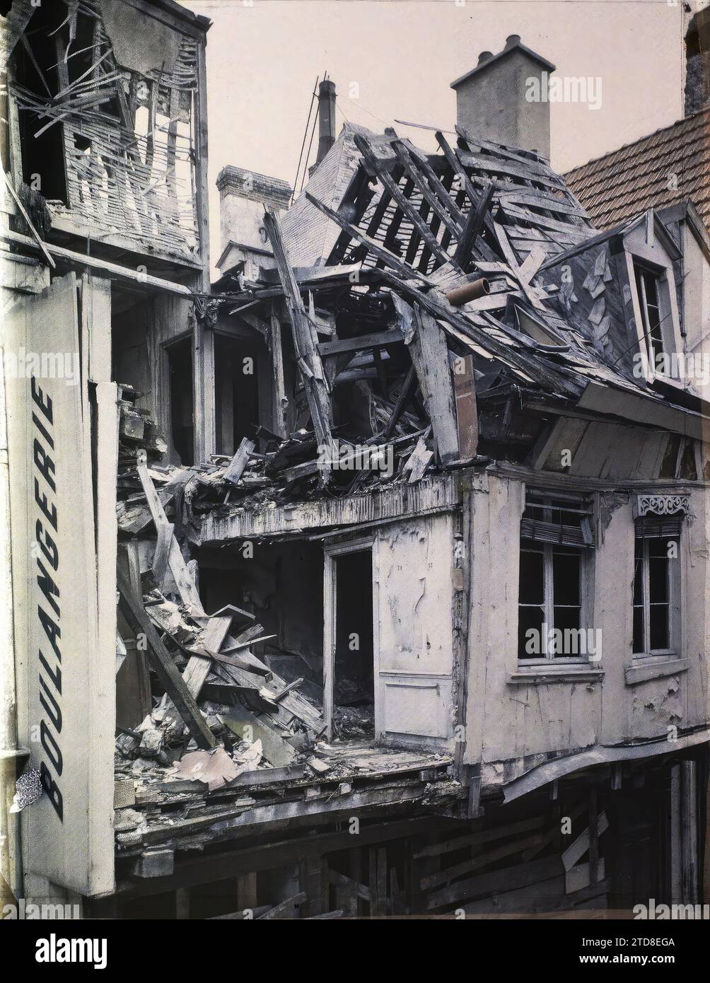 France destroyed bakery hi-res stock photography and images - Alamy