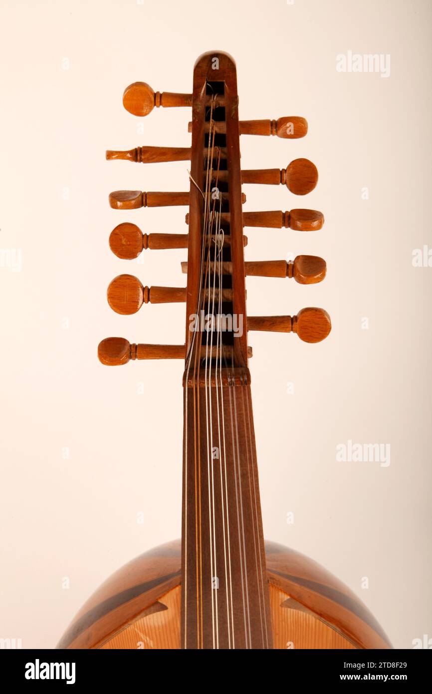 Oud hi-res stock photography and images - Alamy