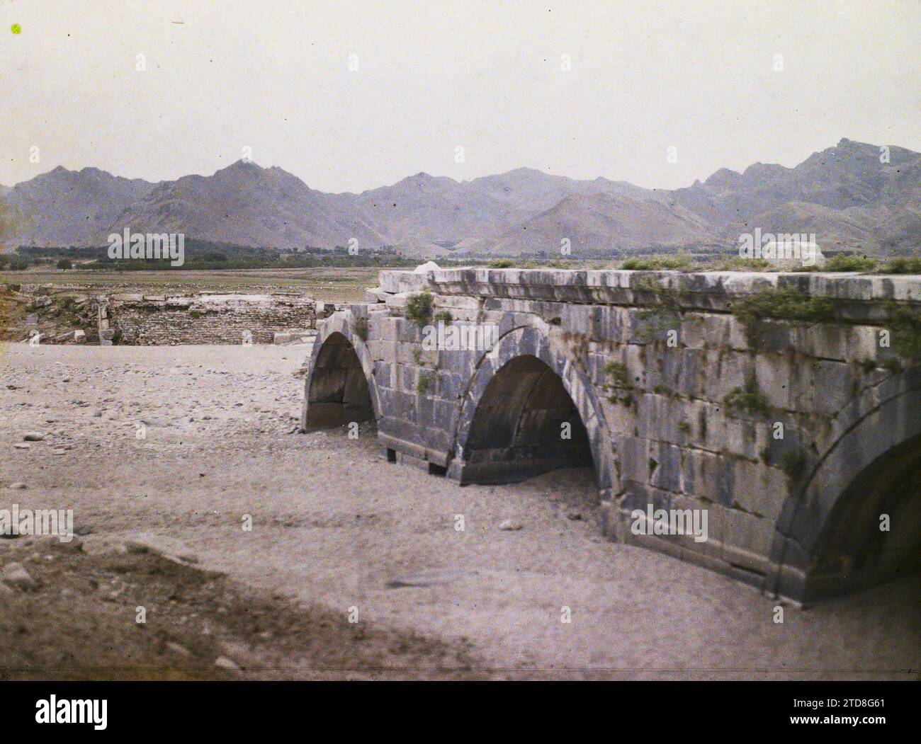Changping, China Ming Shisanling ('Thirteen Tombs of the Ming'), Nature ...