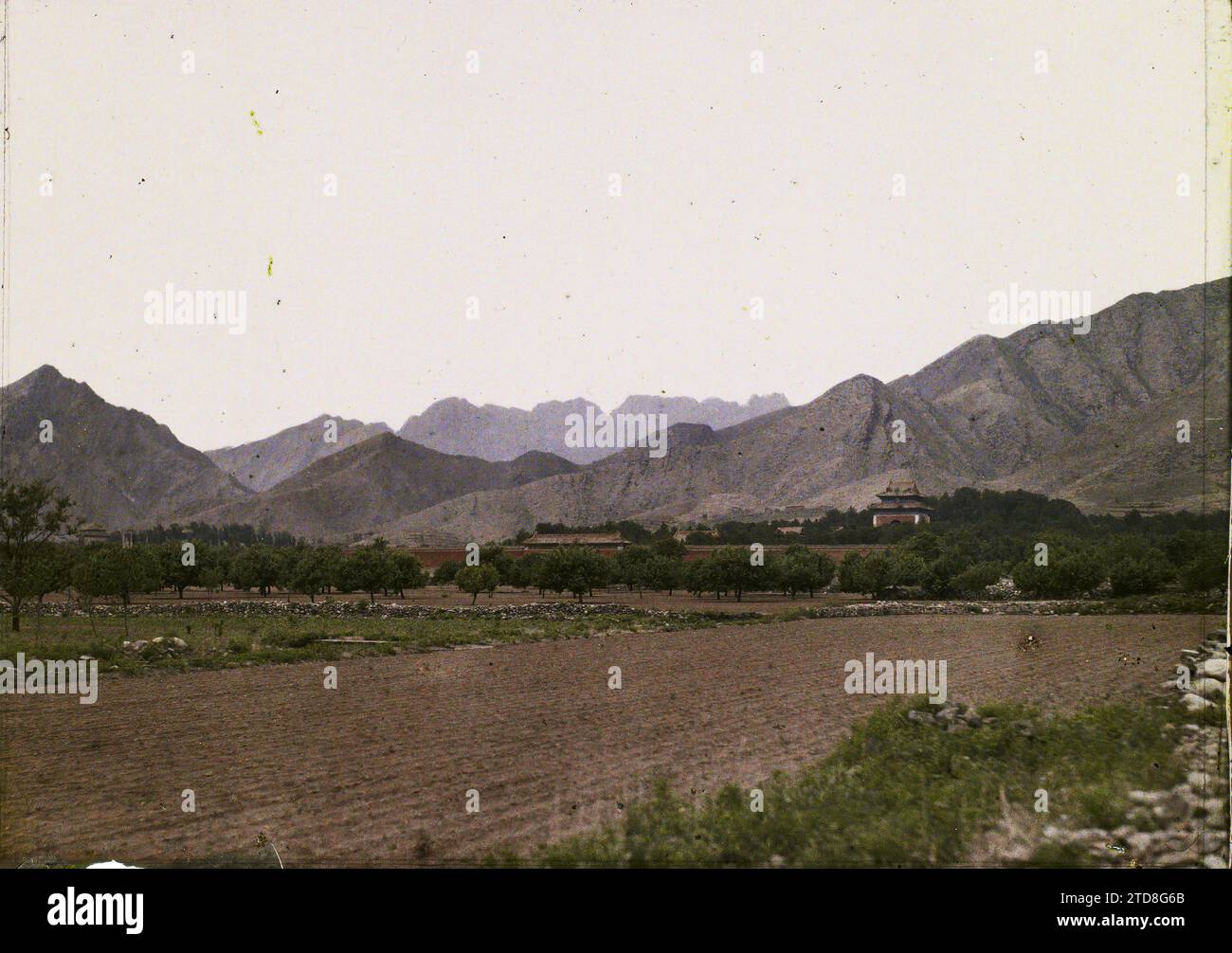 Changping, China Ming Shisanling ('Thirteen Tombs of the Ming'), Nature ...
