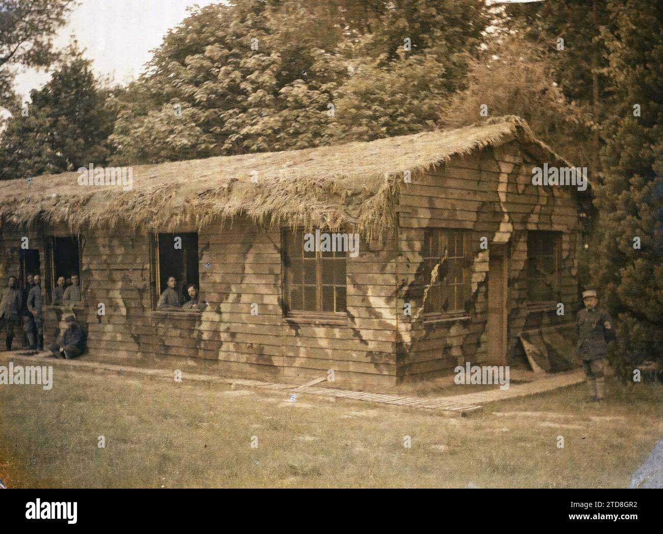 France camouflaged building hi-res stock photography and images - Alamy