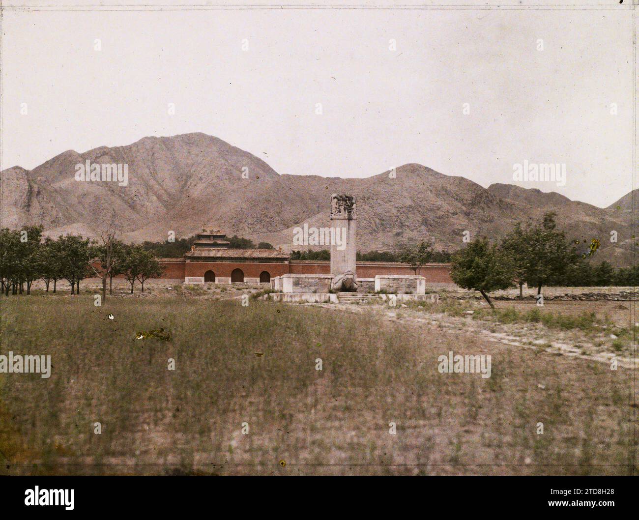 Changping, China Ming Shisanling ('Thirteen Tombs of the Ming'), Nature ...