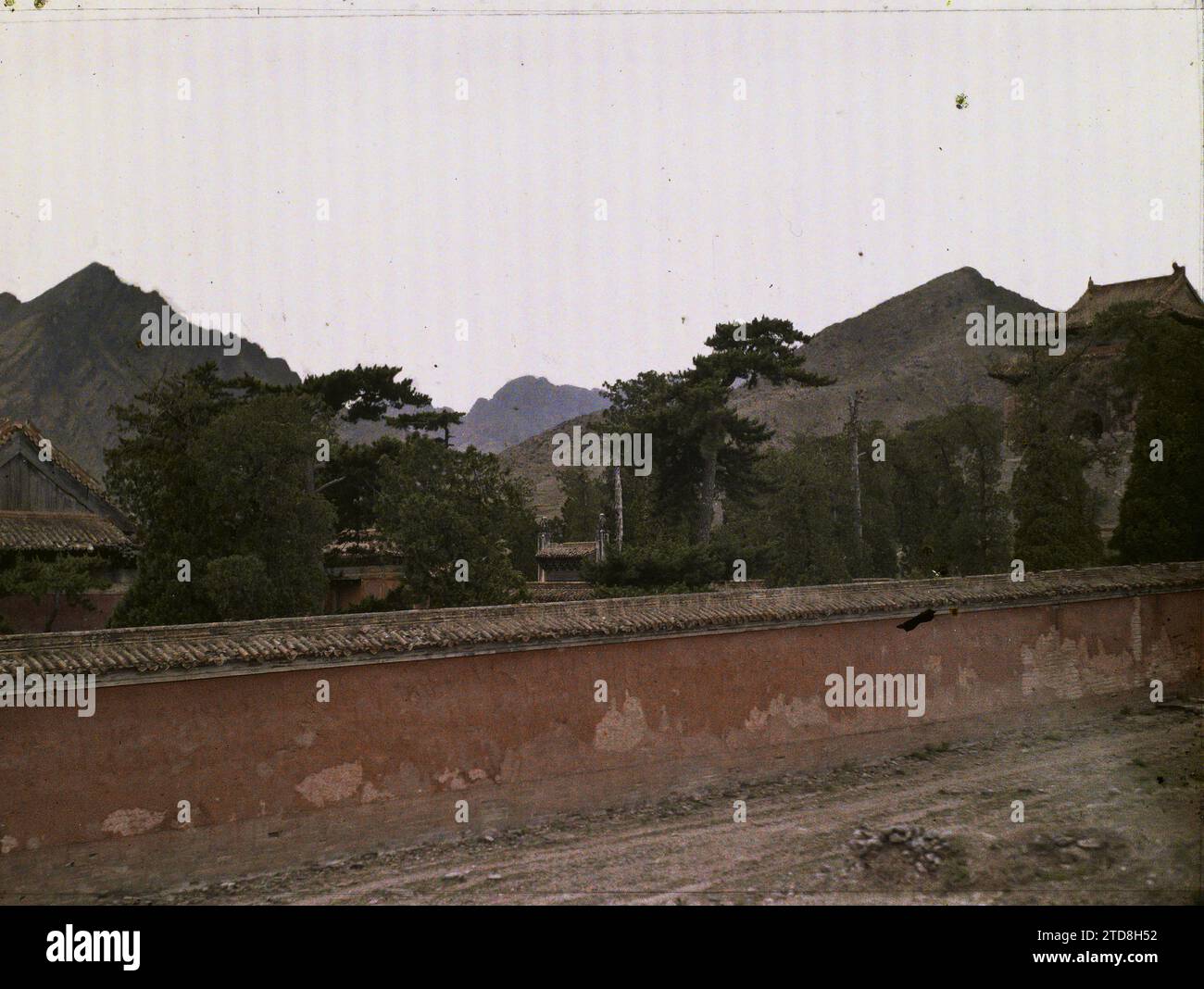 The middle ages tombs hi-res stock photography and images - Alamy