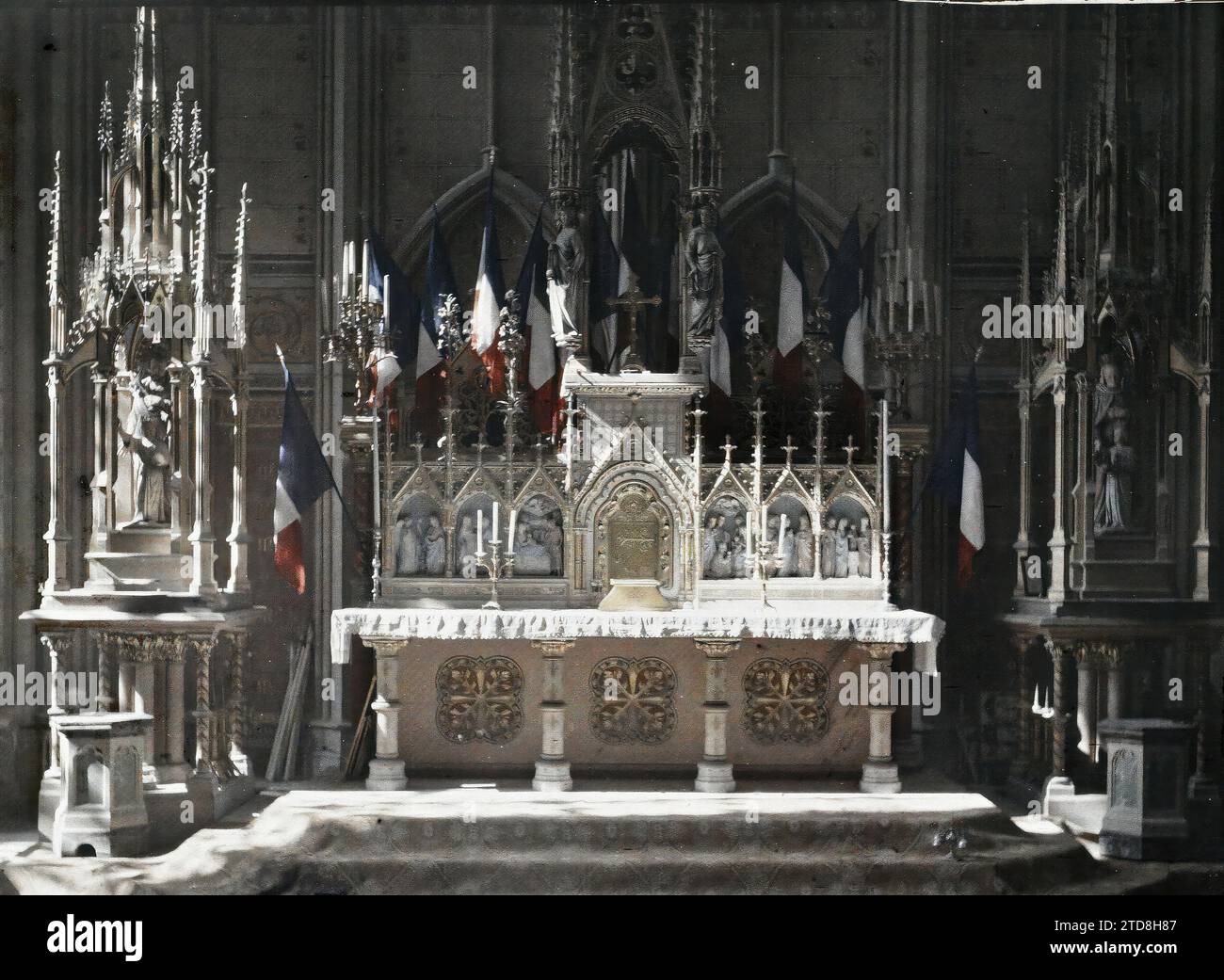 Altar of the rosary hi-res stock photography and images - Alamy