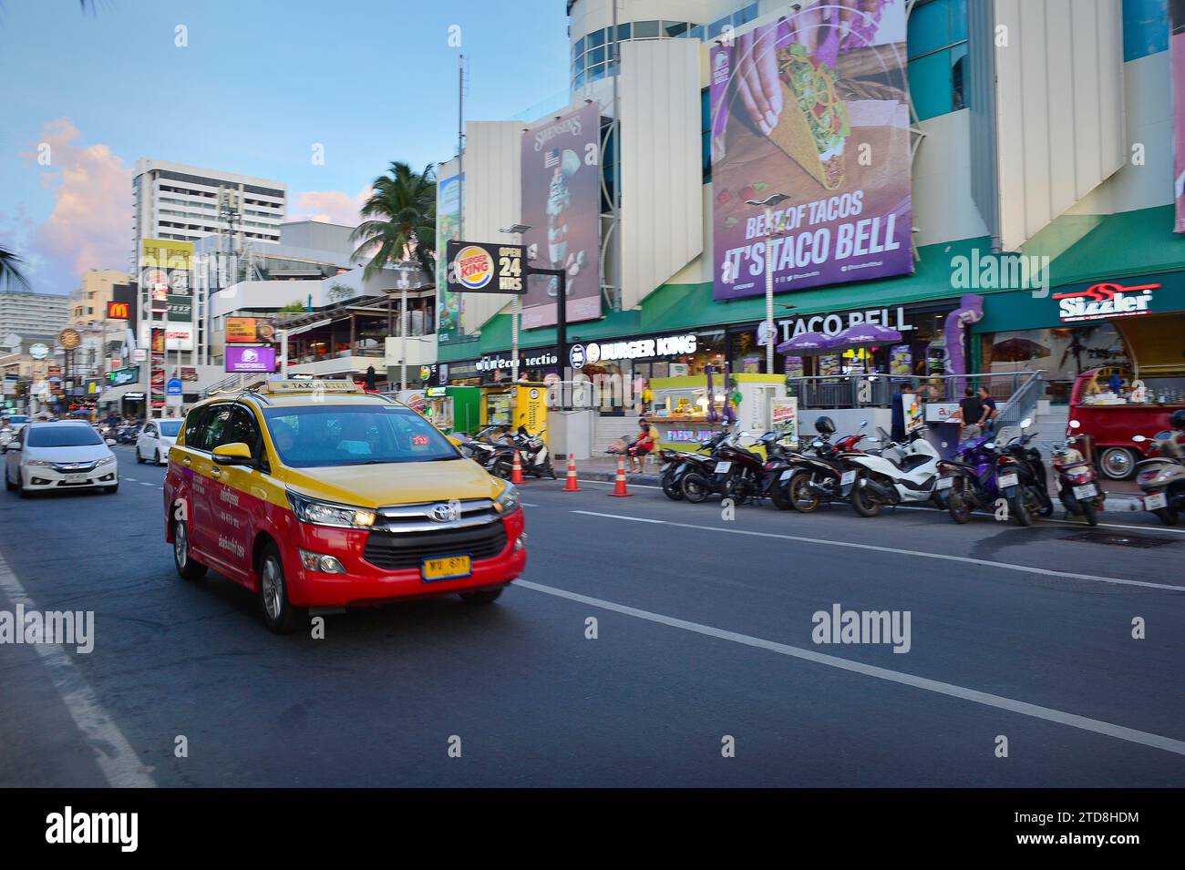 Beach Road Pattaya Thailand Stock Photo - Alamy
